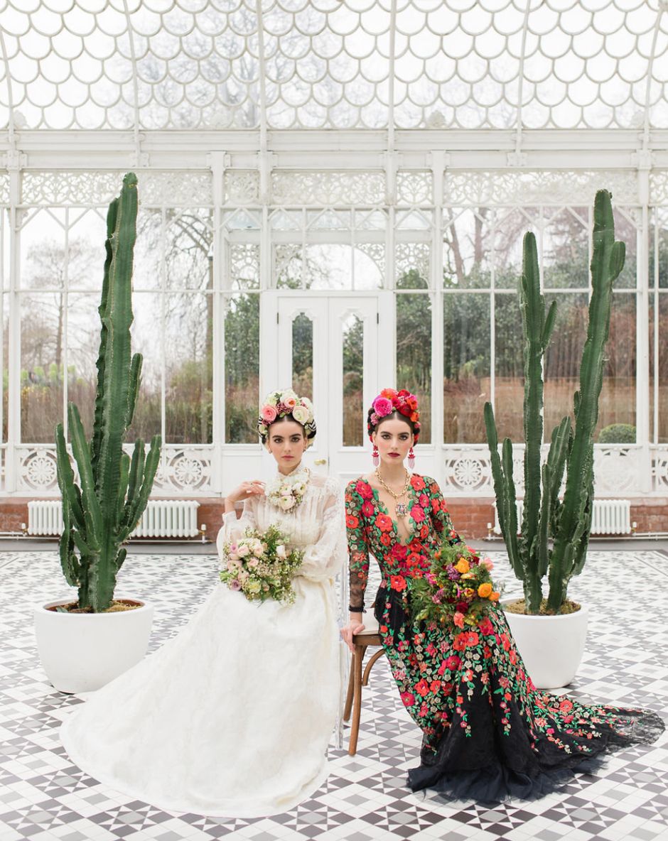 Delicate & Feminine, and Bold & Passionate Frida Kahlo Wedding ...